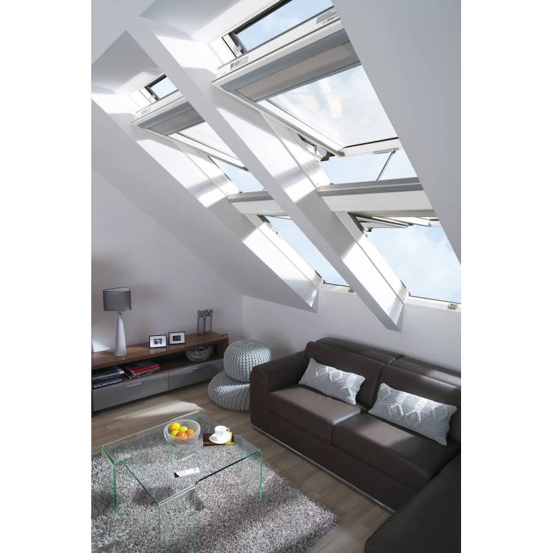 FAKRO FTW-V P2 04 Z-Wave White Paint Laminated 66 x 118cm Electric ...