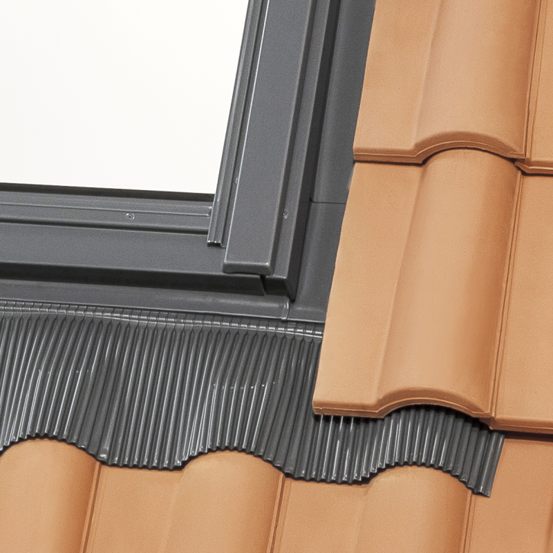 Rooflite UFX 114cm x 118cm Universal Tile Flashing Kit - Sunlux Roof ...